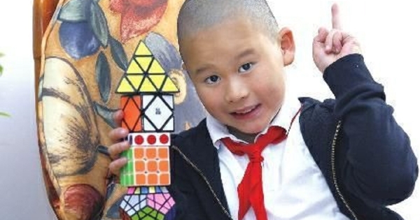 Cậu bé thiên tài đạt IQ 146 khi mới 8 tuổi giờ ra sao?