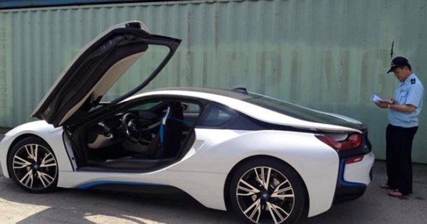 Giải mã cơn sốt siêu xe giá rẻ BMW i8 ở Việt Nam