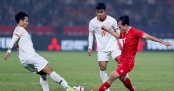 Dính chấn thương ở đầu gối, Văn Toàn sớm chia tay ASEAN Cup 2024