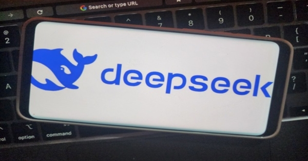 DeepSeek khiến nhiều nước "cấm cửa", lo ngại xu hướng nhân tài AI về Trung Quốc
