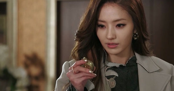 Th m h nh ??ng ngang ng??c c?a Trung Qu?c ? Tr??ng Sa