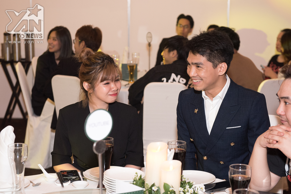 PewPew xuất hiện cùng bạn gái trong đám cưới Cris Phan – Mai Quỳnh Anh