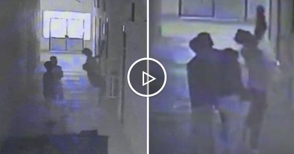 Clip: Quay lén nữ sinh trong phòng thay đồ, 3 nam sinh bị bắt