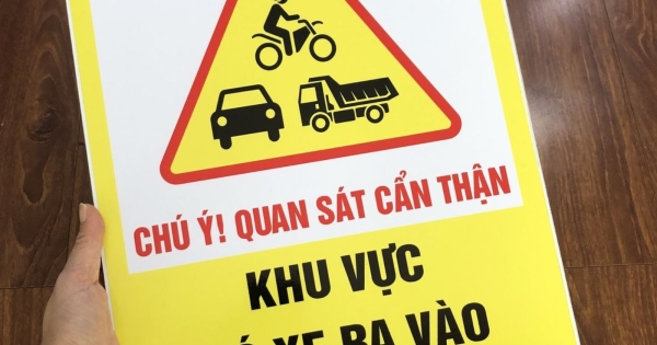 Biển báo xe ra vào thường xuyên có ý nghĩa gì?