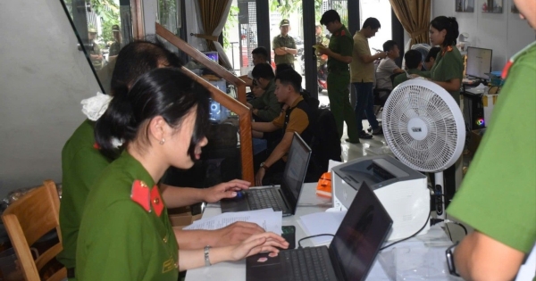 Triệt phá đường dây tạo tài khoản ảo cho đối tượng lừa đảo ở Campuchia ...