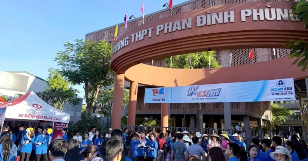 Thí sinh đạt 8 điểm/môn vẫn có thể trượt lớp 10 trường top ở Hà Tĩnh
