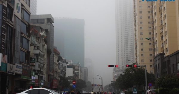 Thời tiết nồm ẩm khiến cụ ông 73 tuổi suy hô hấp, phải thở oxy