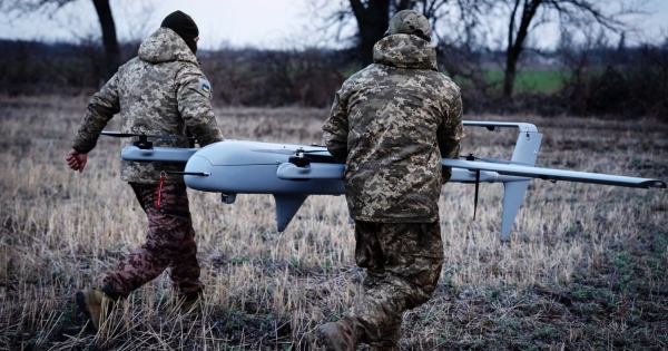Nga giăng lưới phòng không chặn đứng hơn 100 UAV của Ukraine trong đợt ...