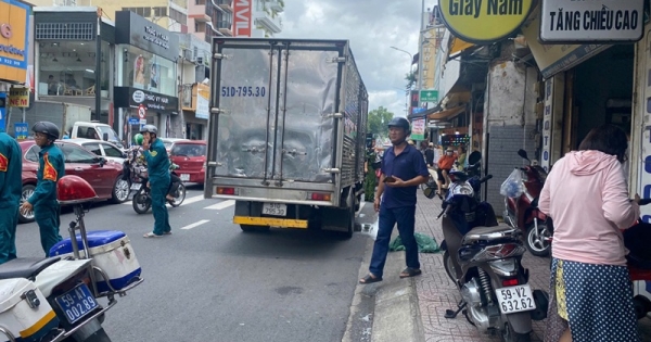 Tin tức tai nạn giao thông mới nhất ngày 8/9: Xe tải lùi cán cụ bà tử vong