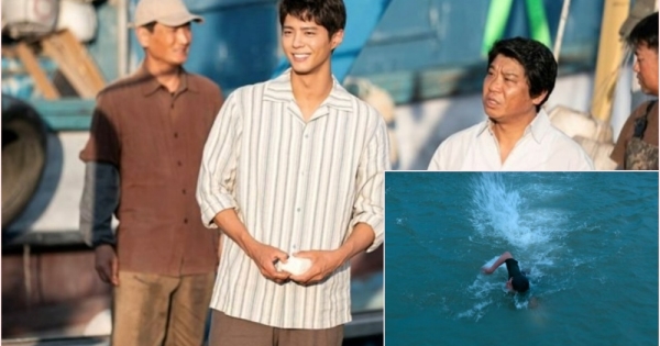 Park Bo Gum hé lộ bất ngờ về cảnh bơi giữa đại dương trong “Khi cuộc ...