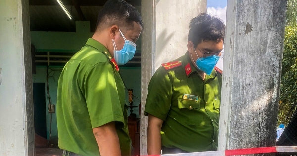 Điều tra vụ xác chết "lõa thể" của nam giới trong căn nhà khóa trái