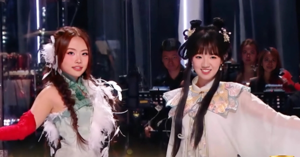 Phương Mỹ Chi - Khả Lâu thăng hoa trên sân khấu Sing! Asia, tiến thẳng vào vòng trong