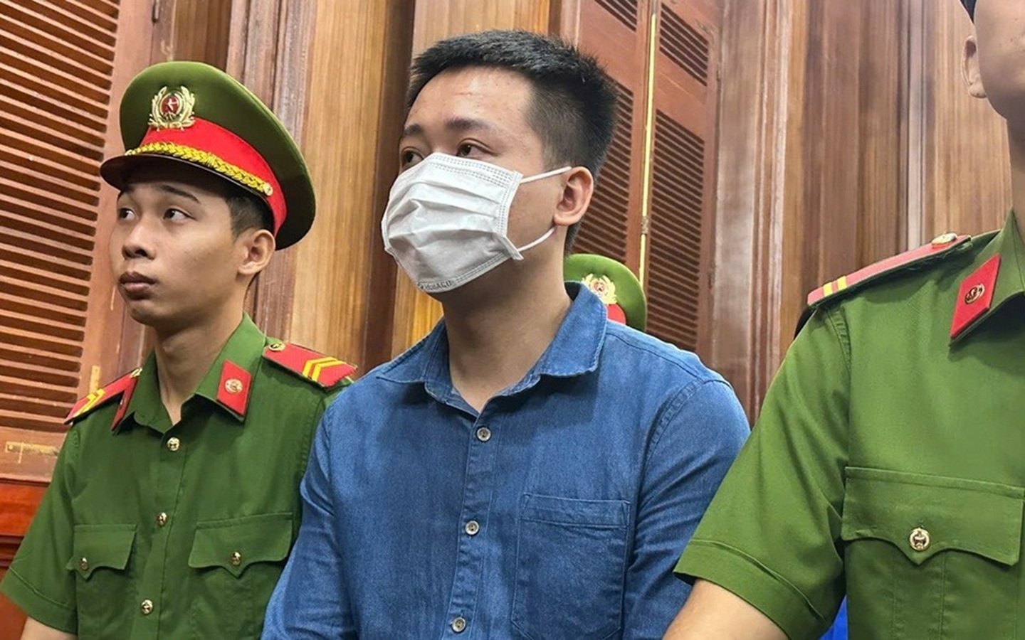 Khi "thần tượng" bán niềm tin: Giải mã cú ngã ngựa của "đế chế" kẹo Kera và hồi chuông cáo chung ...