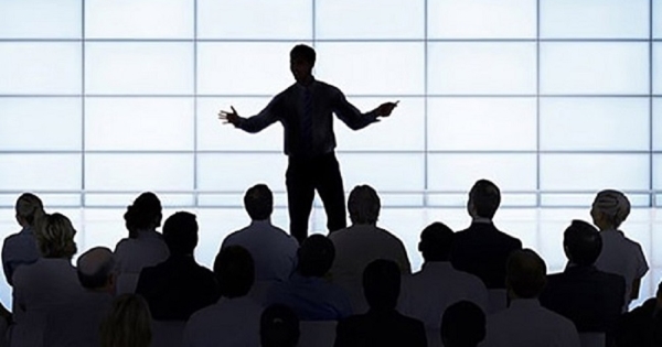 Chính sách hỗ trợ phục vụ đối với các chức danh, chức vụ lãnh đạo